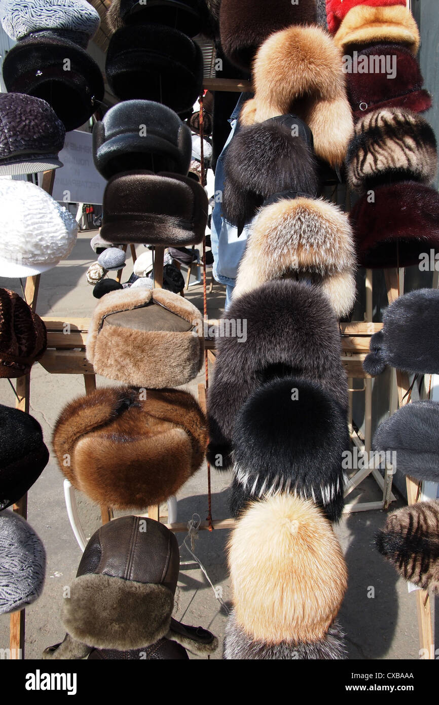 Winter street market hi-res stock photography and images - Alamy
