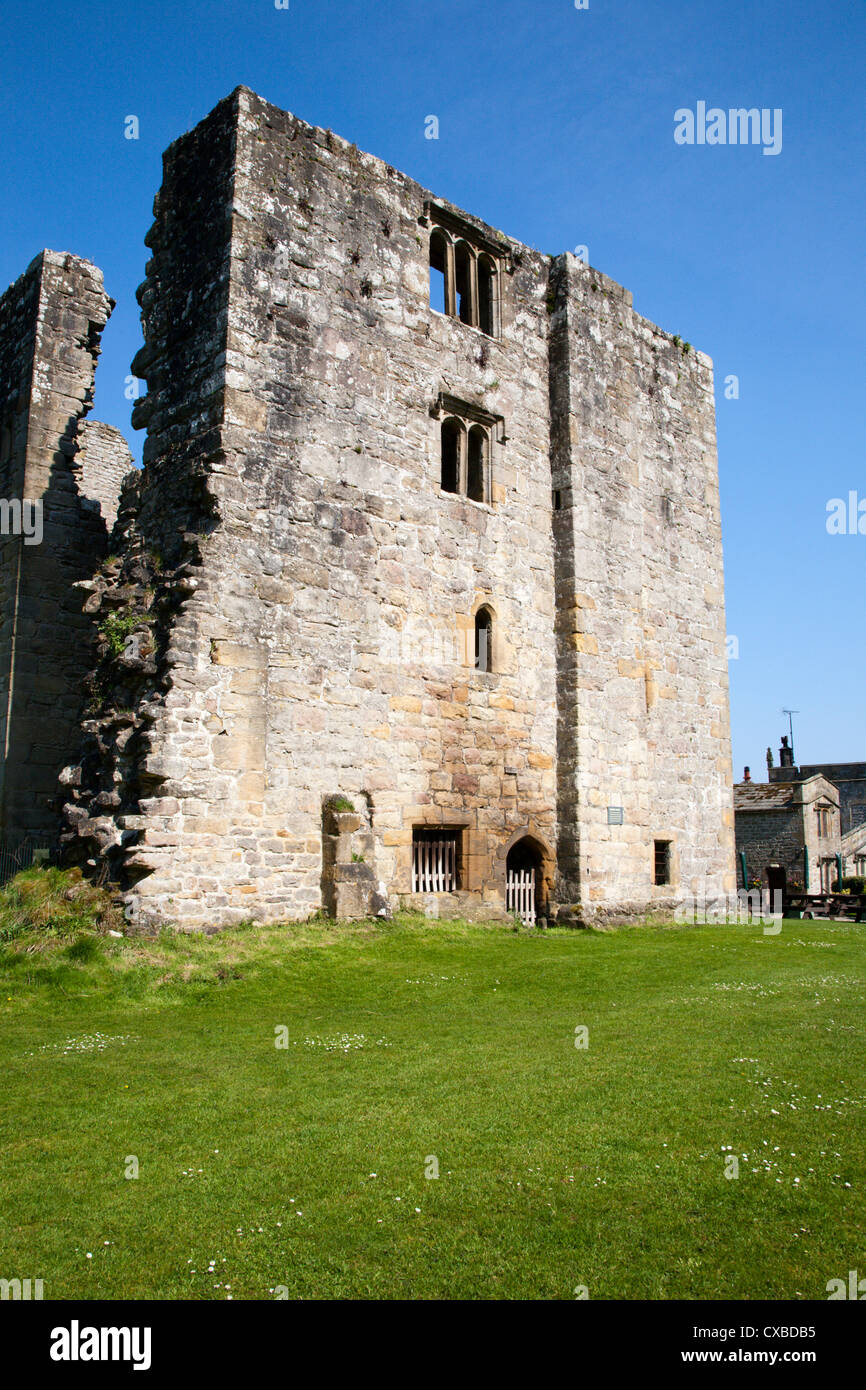 Barden Tower on the Bolton Abbey Estate, Wharfedale, Yorkshire Dales ...