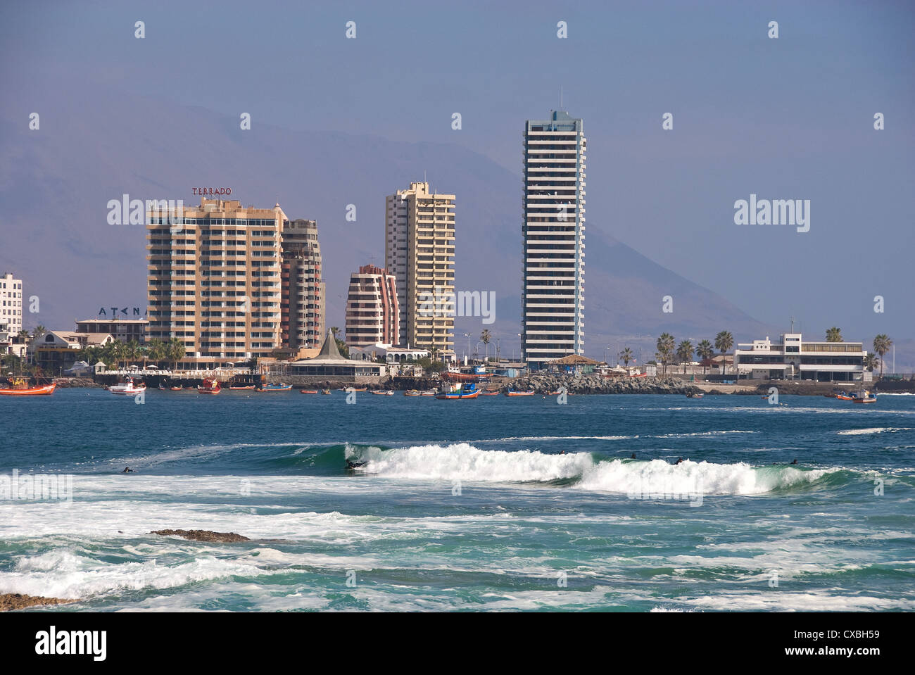 Iquique hi-res stock photography and images - Alamy