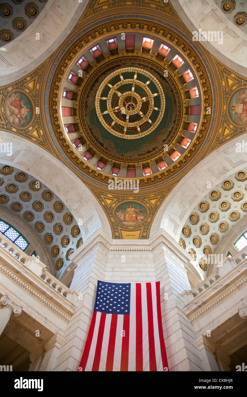 Rhode Island State House Stock Photo - Alamy