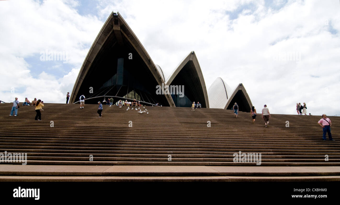 Sydney opera house steps hi-res stock photography and images - Alamy