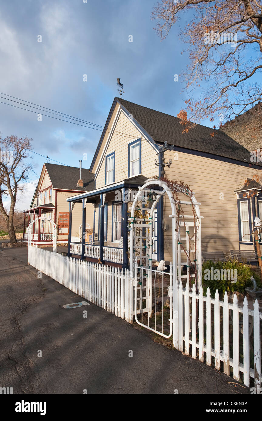 Edith Palmer's Country Inn, a Victorian home built in 1863, Virginia ...