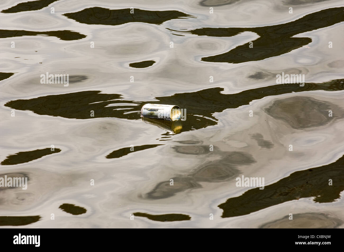 Floating beer can hi-res stock photography and images - Alamy