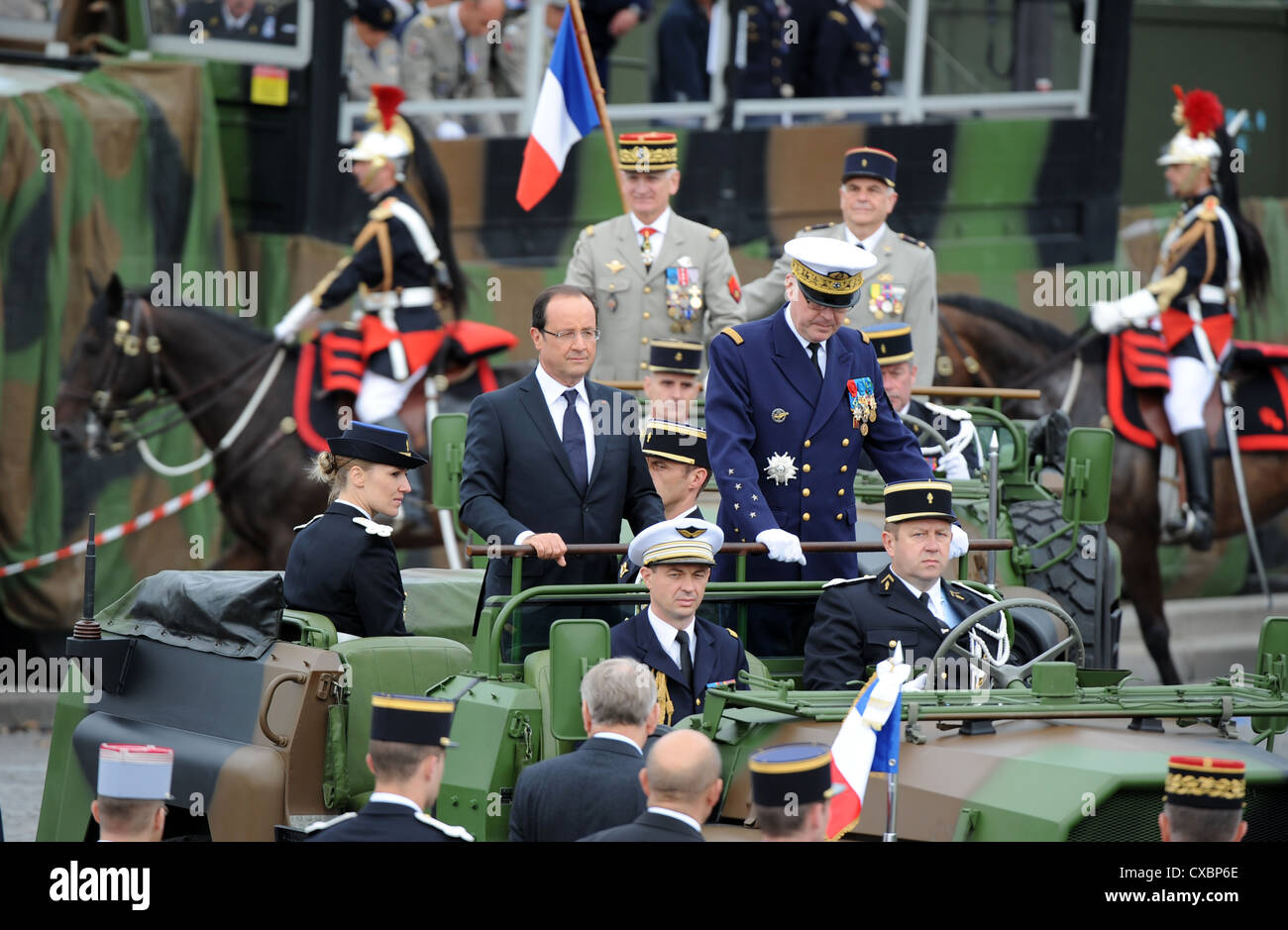 French president Francois Hollande with Chief of the French defence ...