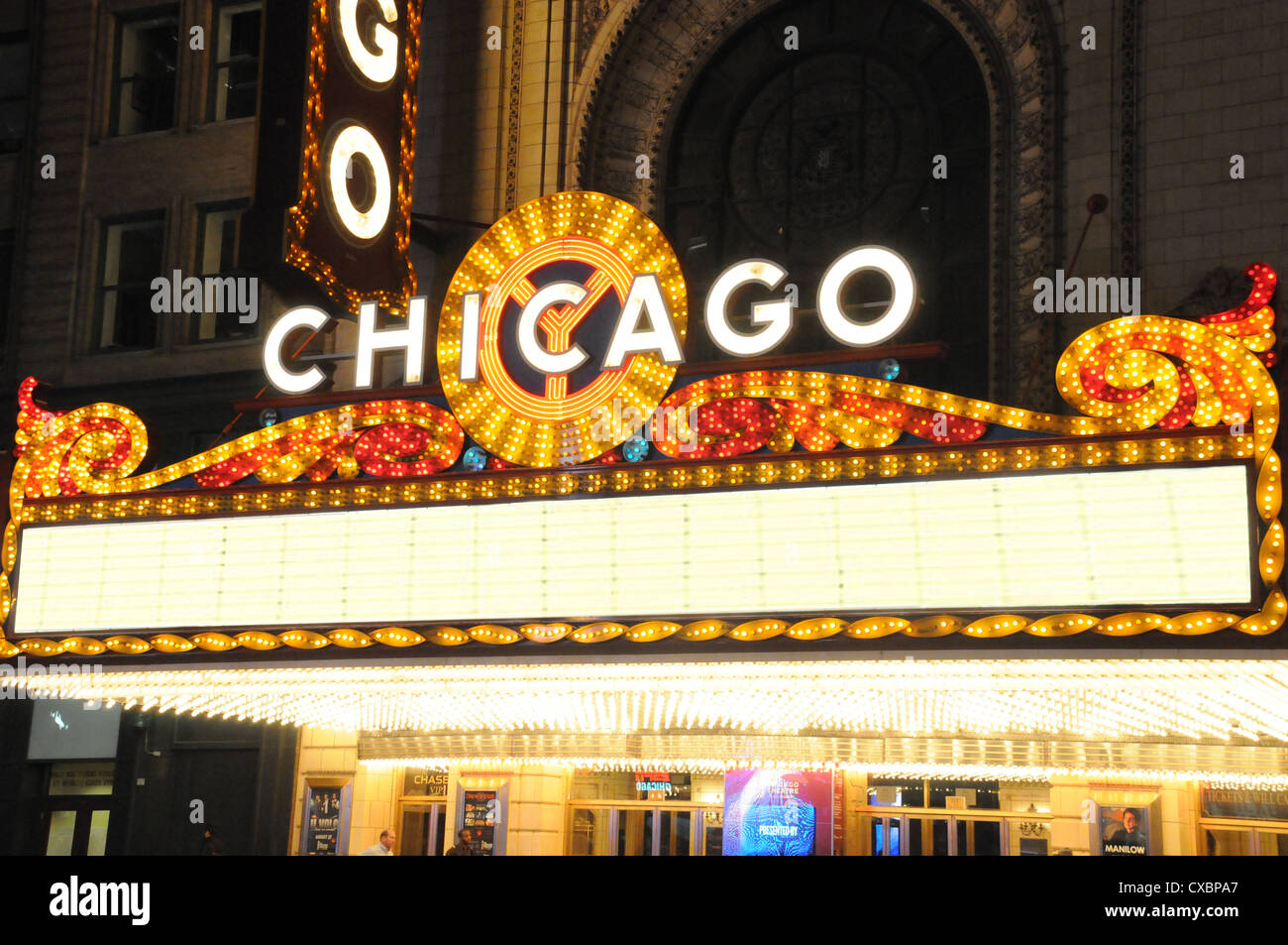 Chicago theatre state street hi-res stock photography and images - Alamy