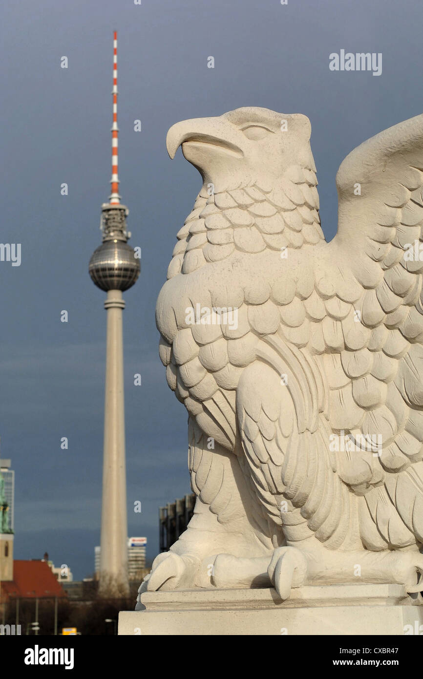 Eagle tower hi-res stock photography and images - Alamy