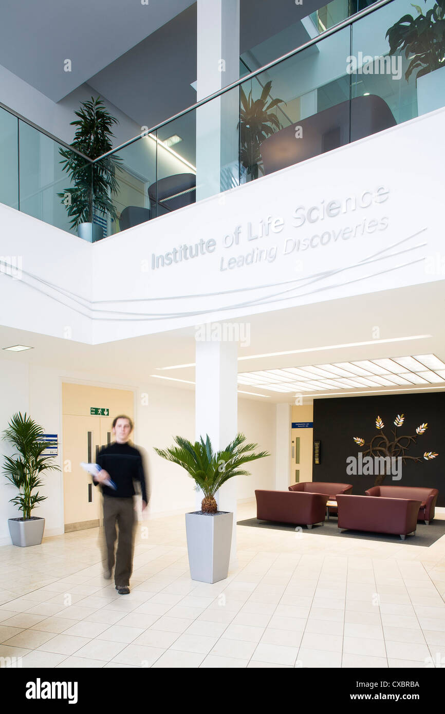 Institute of Life Science, Swansea, United Kingdom. Architect: Ove Arup & Partners International ...