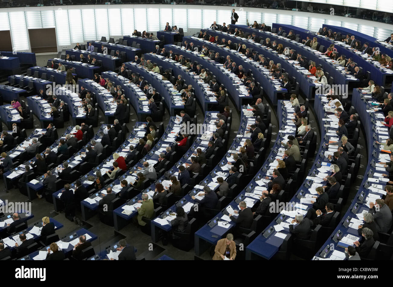 Parliament members voting hi-res stock photography and images - Alamy