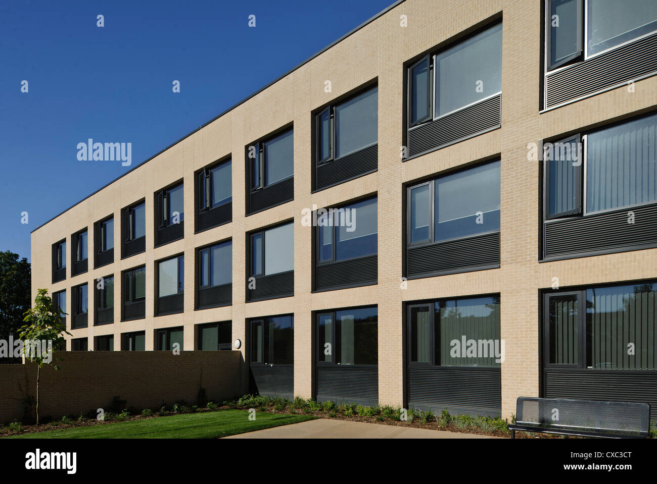 Strood Academy, Strood, United Kingdom. Architect: Nicholas Hare ...