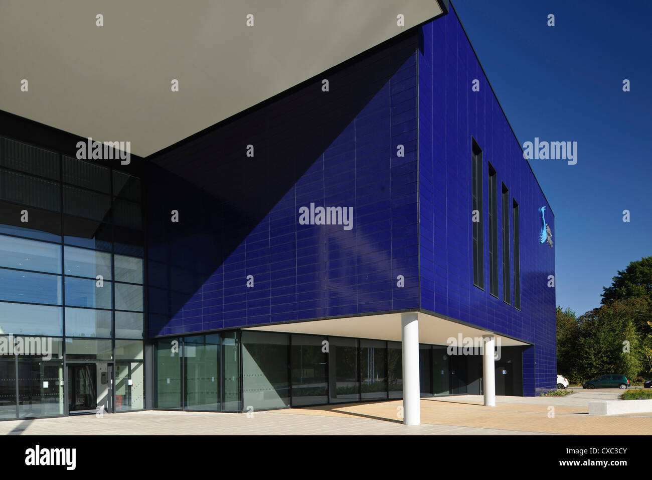 Strood Academy, Strood, United Kingdom. Architect: Nicholas Hare ...