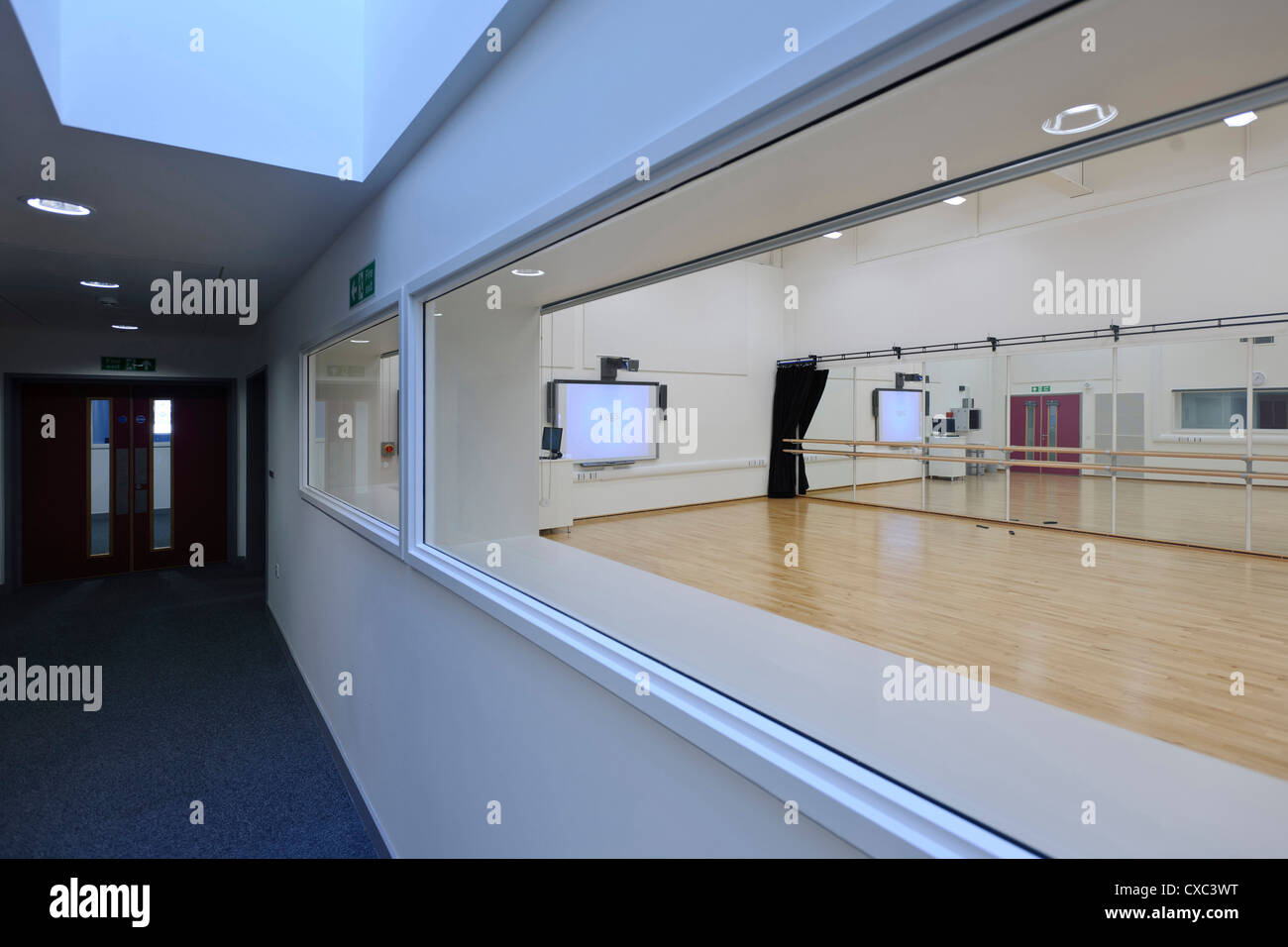 Strood Academy, Strood, United Kingdom. Architect: Nicholas Hare ...