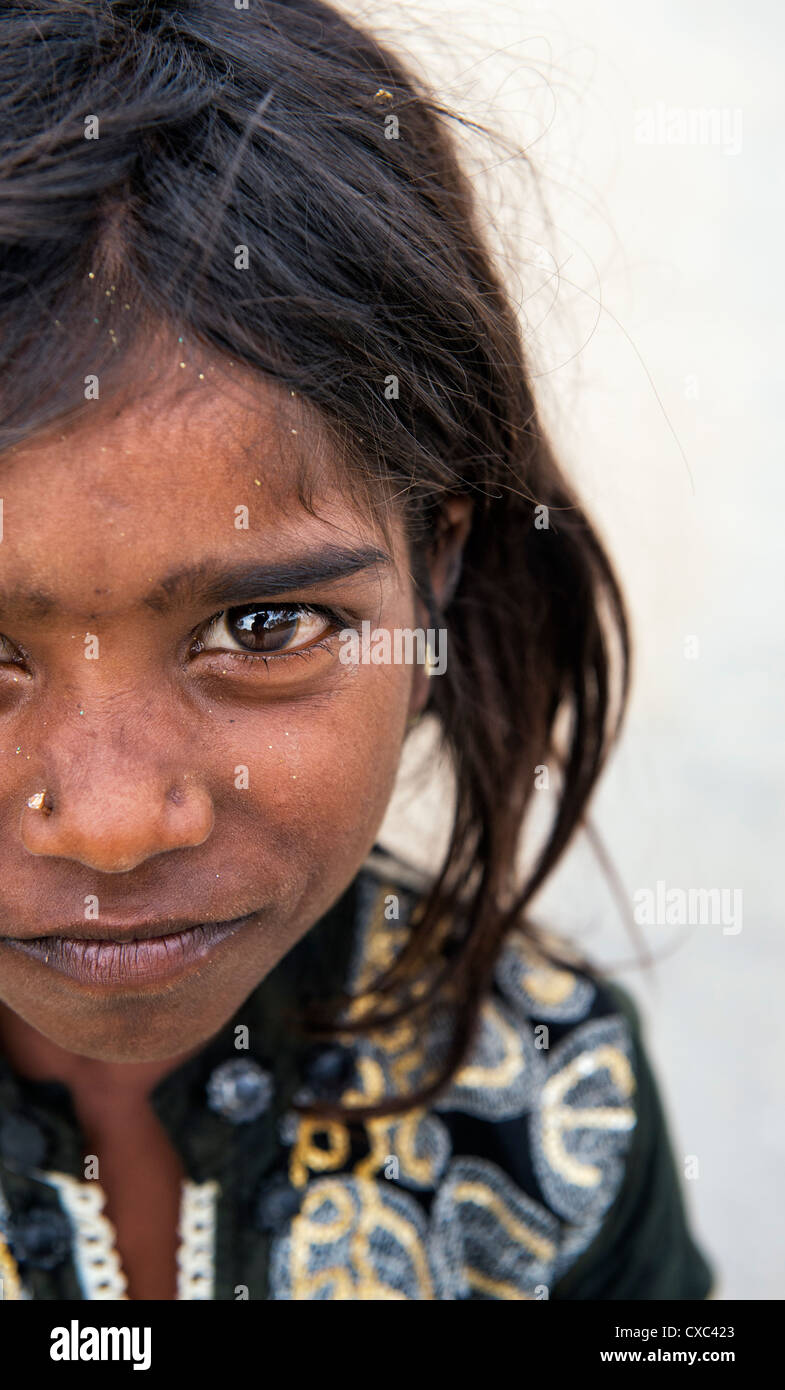 Side poor hi-res stock photography and images - Alamy