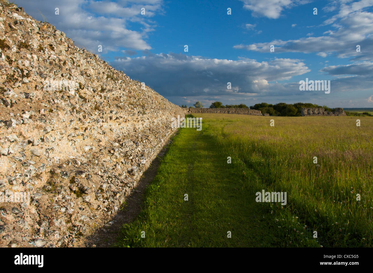 Burgh castle hi-res stock photography and images - Alamy