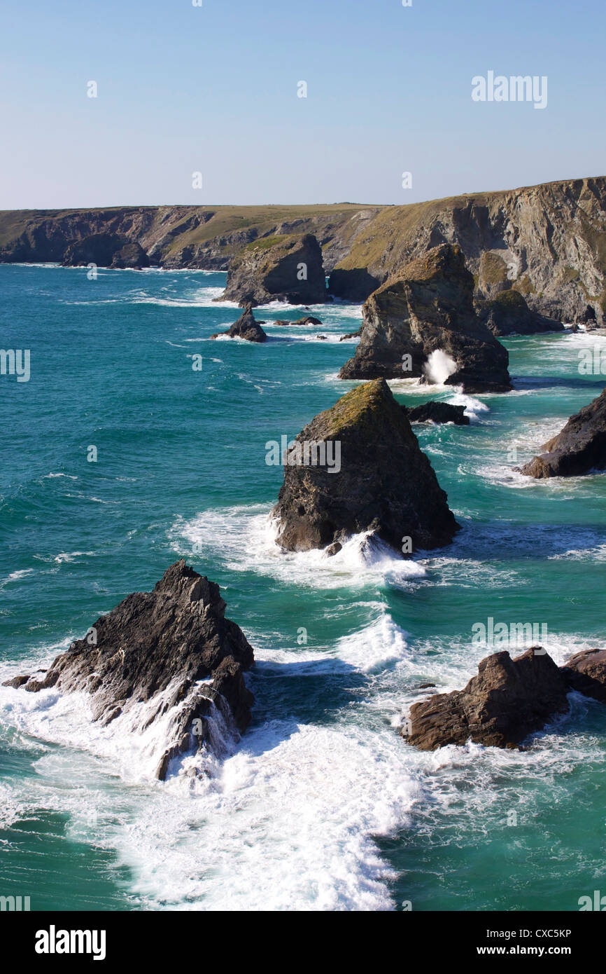 Bedruthan steps cornwall england uk hi-res stock photography and images ...