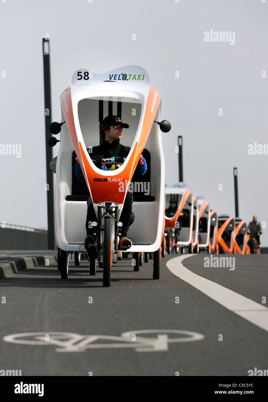 Pedicab berlin hi-res stock photography and images - Alamy