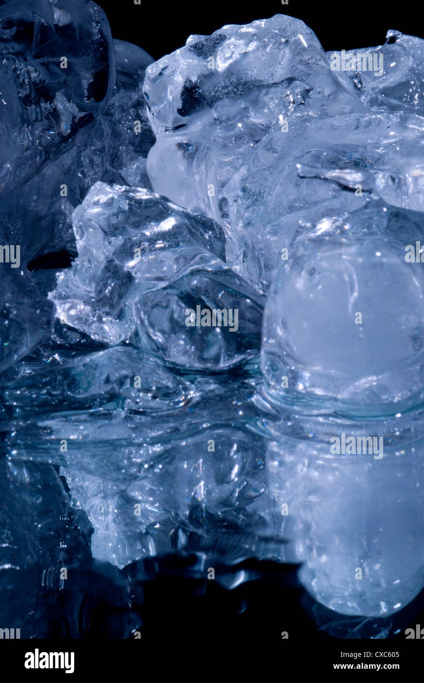 Ice particle hi-res stock photography and images - Alamy