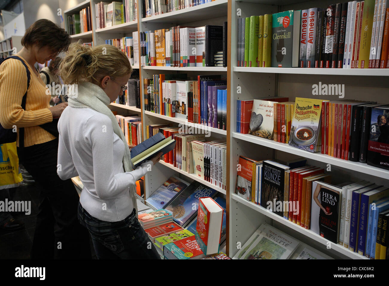 Sample reading test read hi-res stock photography and images - Alamy