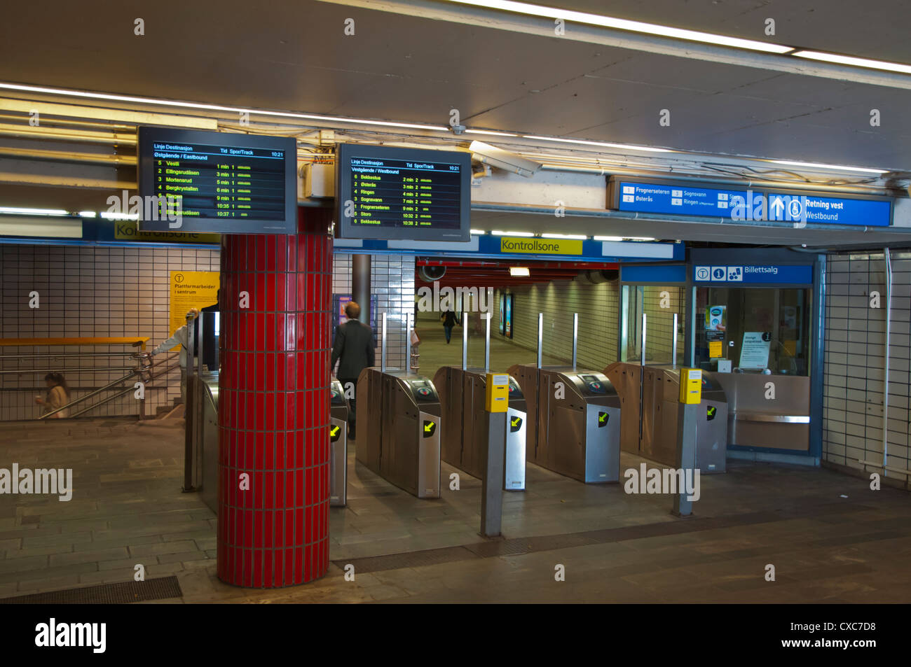 Nationaltheatret stasjon the metro station at national theater central ...