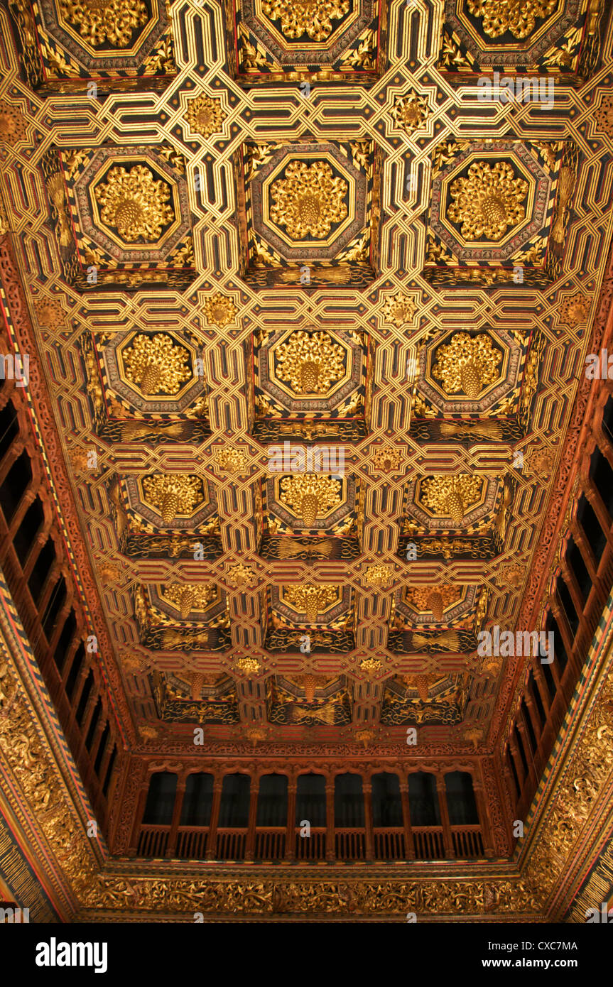 Caisson ceiling hi-res stock photography and images - Alamy