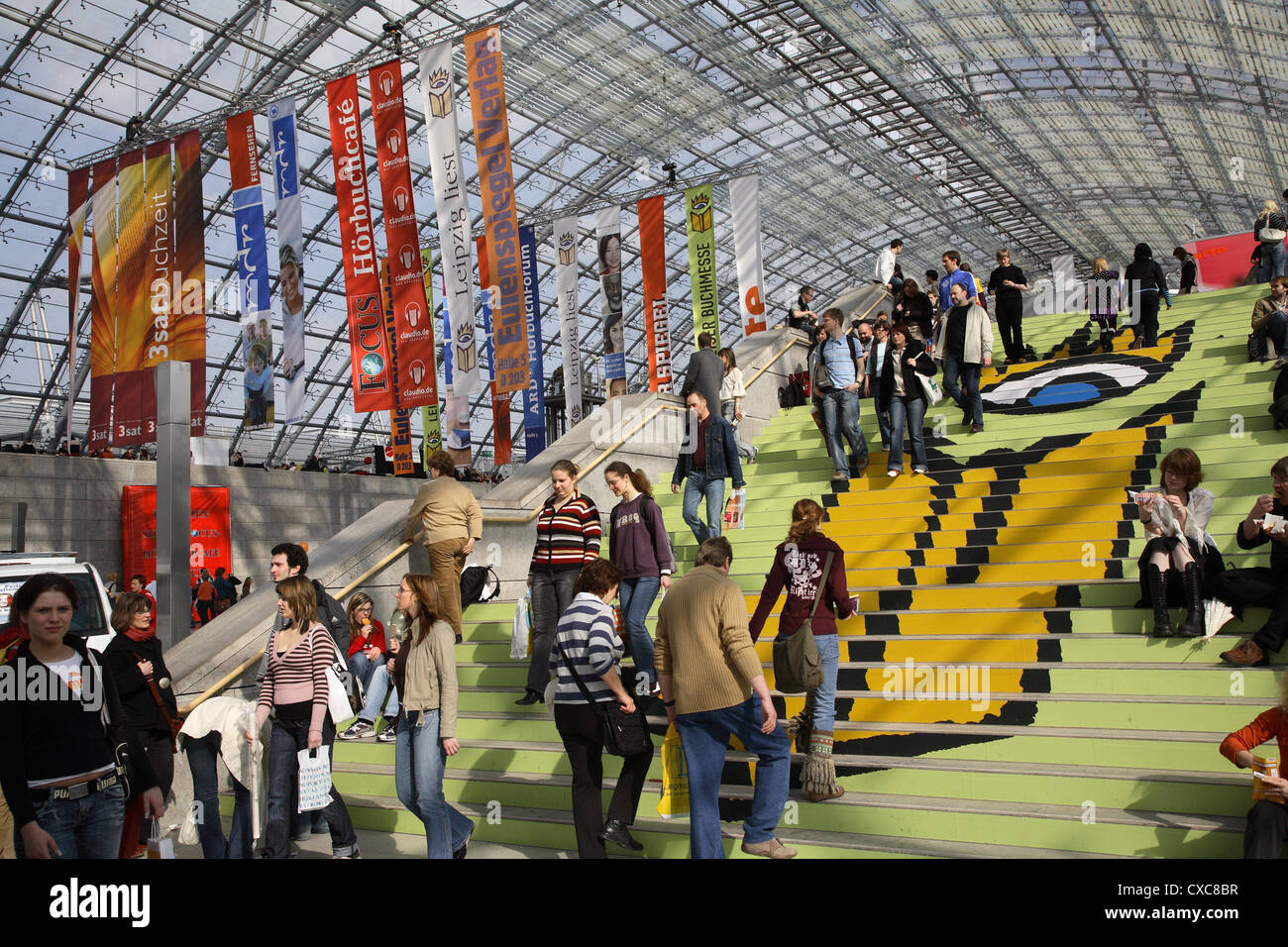 Modern book logo hi-res stock photography and images - Alamy