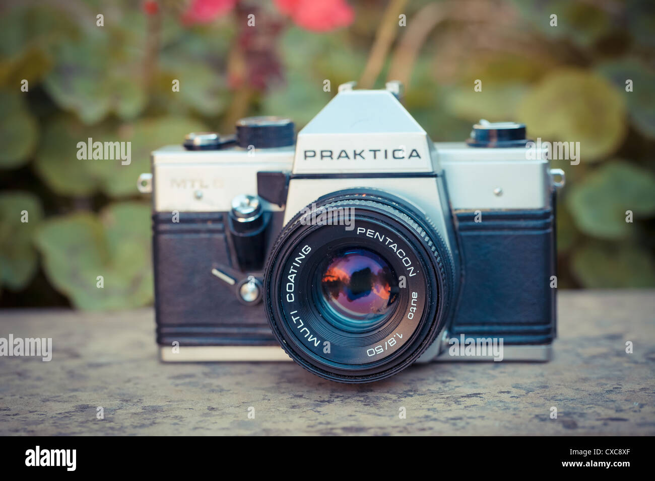 The beautiful design of an old analogic vintage camera Stock Photo - Alamy