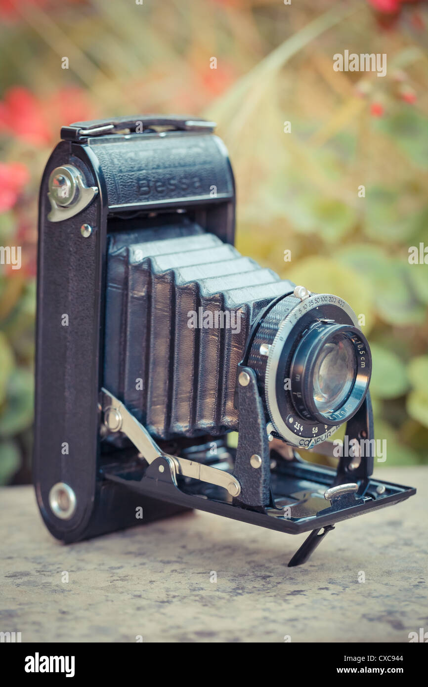 The beautiful design of an old analogic vintage camera Stock Photo - Alamy