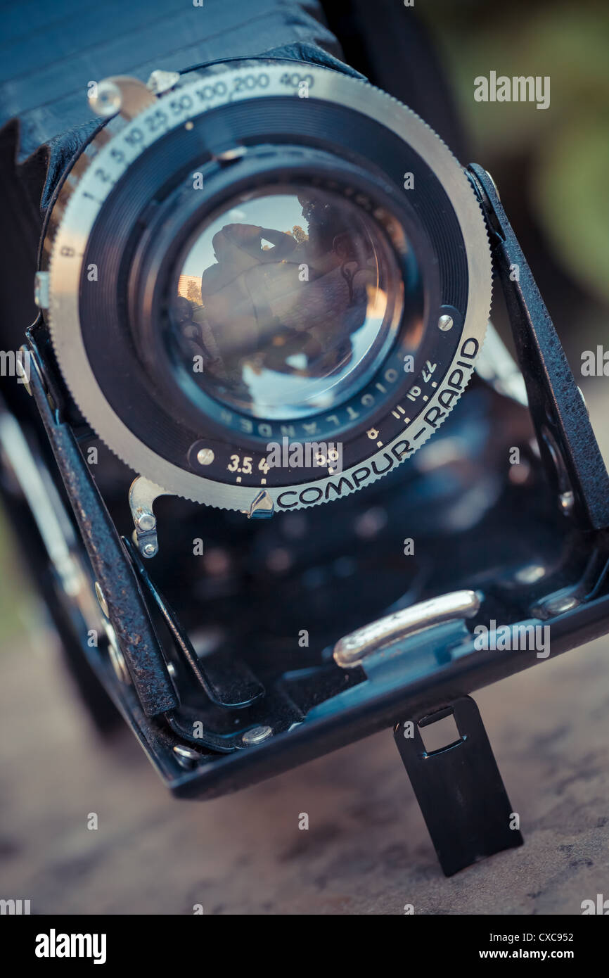 The beautiful design of an old analogic vintage camera Stock Photo - Alamy