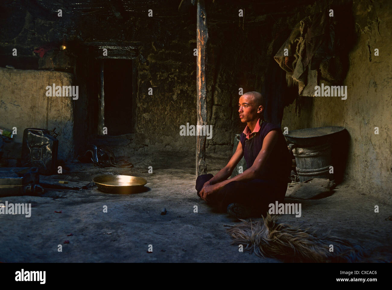 Zanskar house hi-res stock photography and images - Alamy