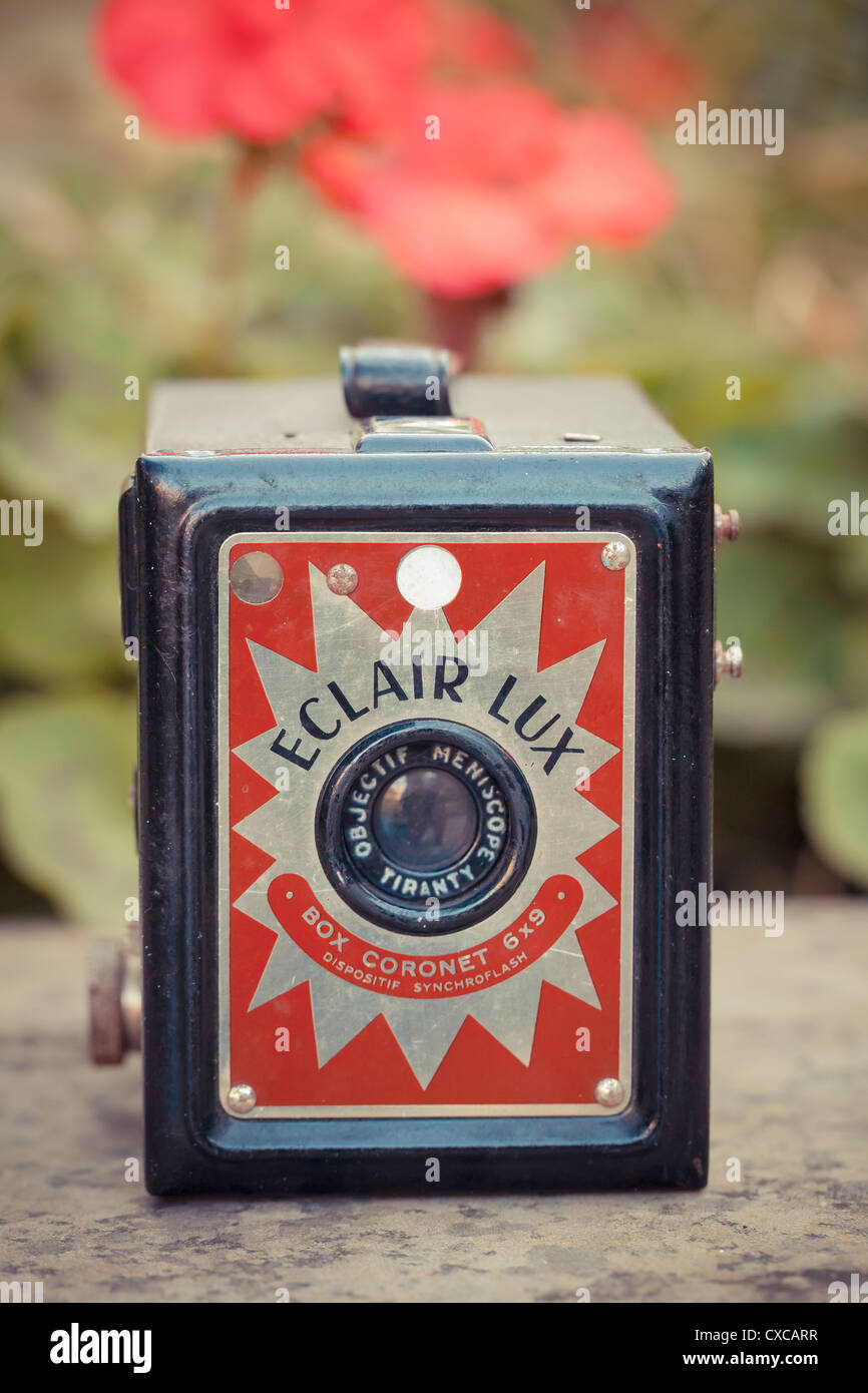 The beautiful design of an old analogic vintage camera Stock Photo - Alamy