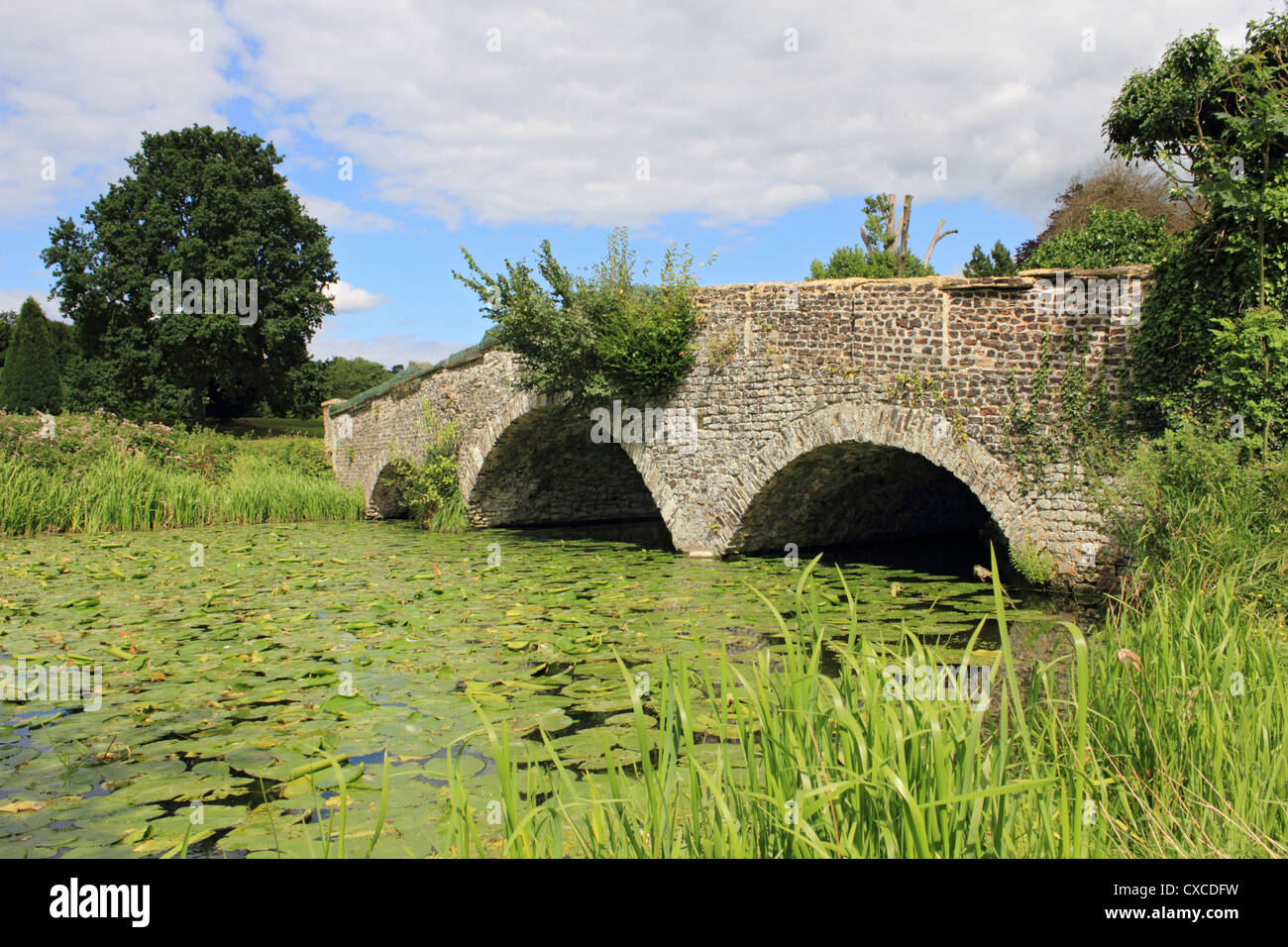 Waverley bridge on the River Wey near Farnham, Surrey, England UK Stock ...