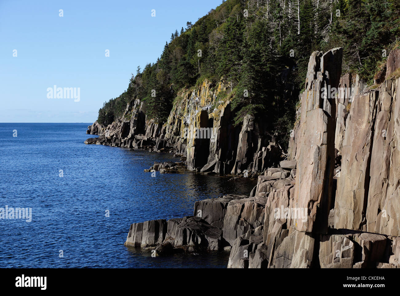 Nova Scotia, Long Island, coastal basalt cliffs Stock Photo - Alamy