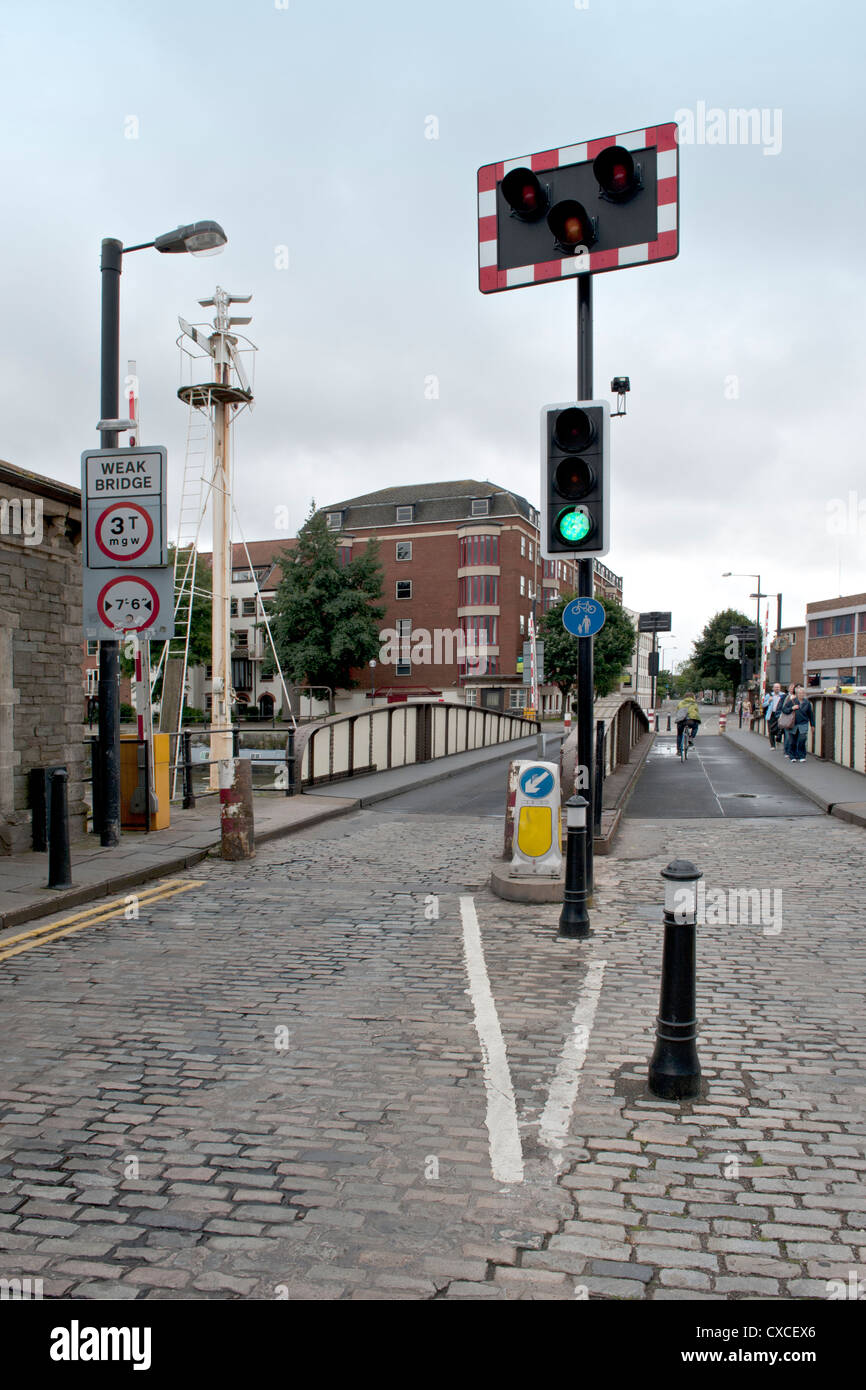 The entrance to Prince Street Bridge, Bristol, UK Stock Photo - Alamy