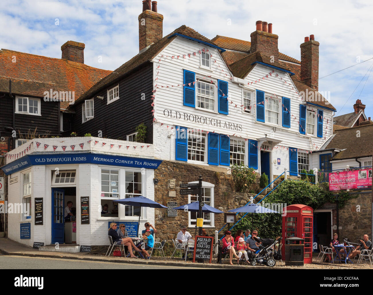 Rye old borough arms hi-res stock photography and images - Alamy