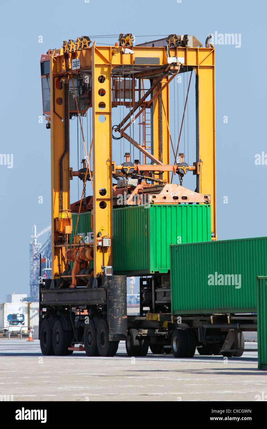 Spreader hi-res stock photography and images - Alamy