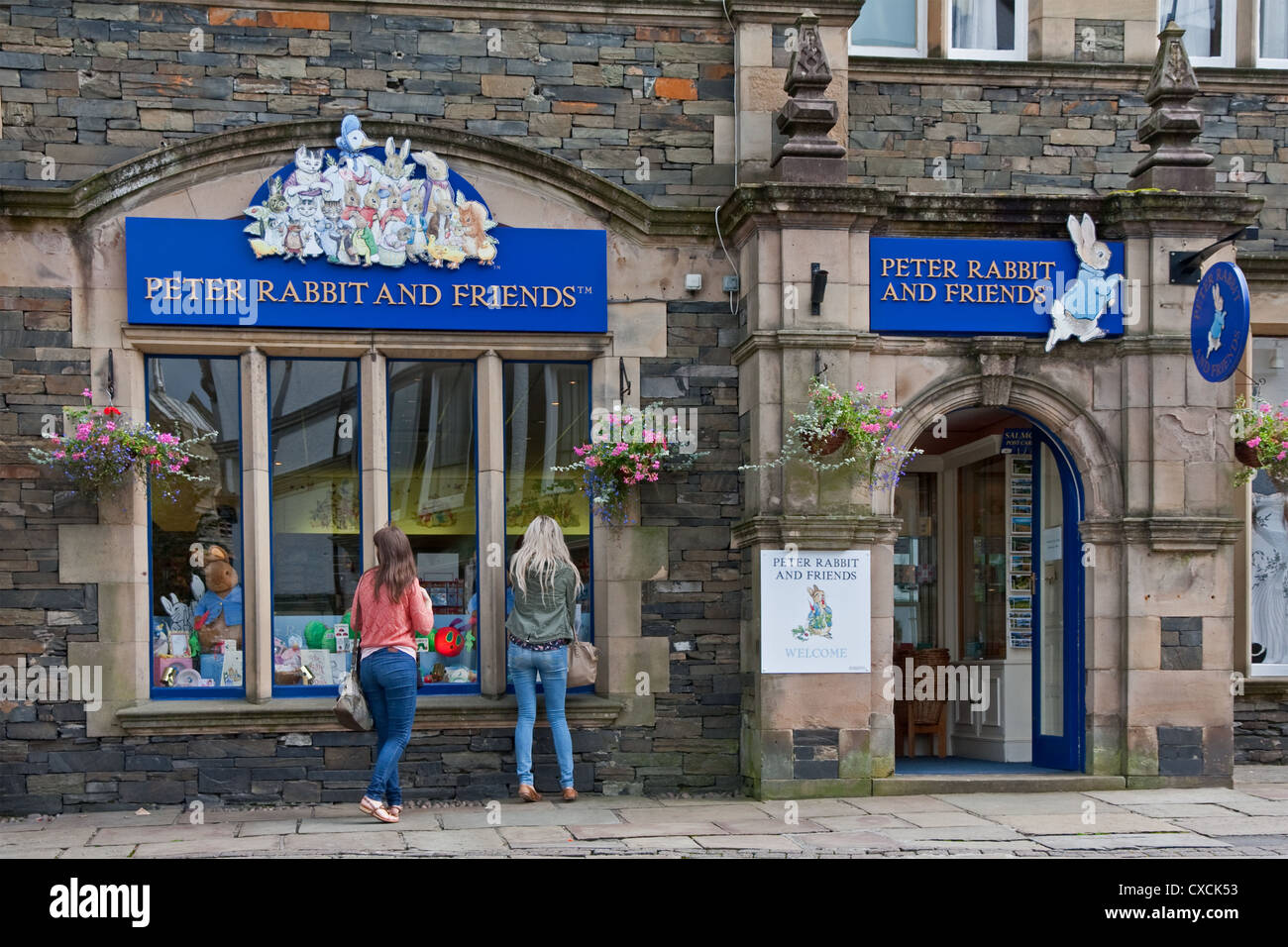 Peter rabbit hi-res stock photography and images - Alamy
