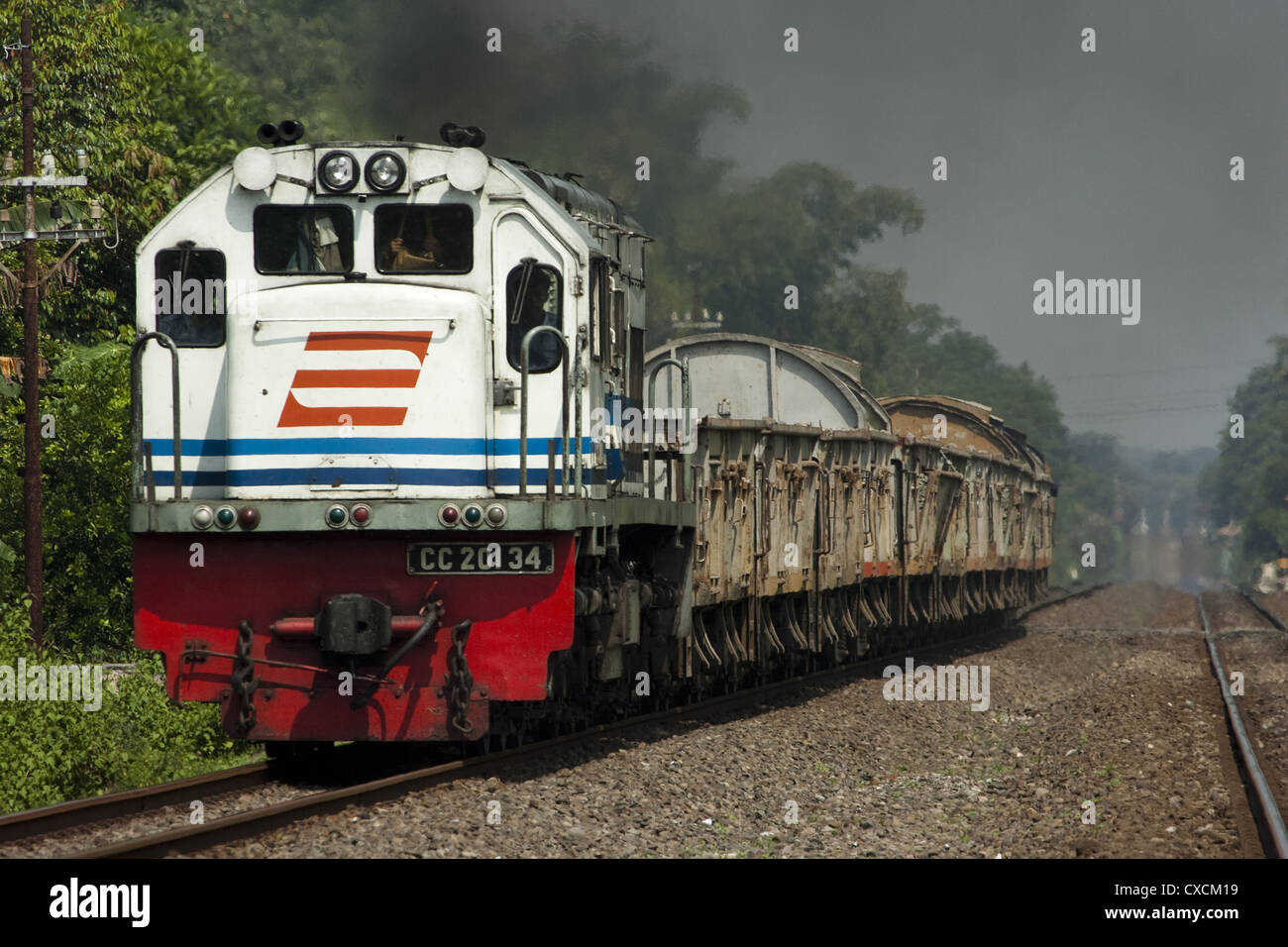 Diesel freight train hi-res stock photography and images - Alamy