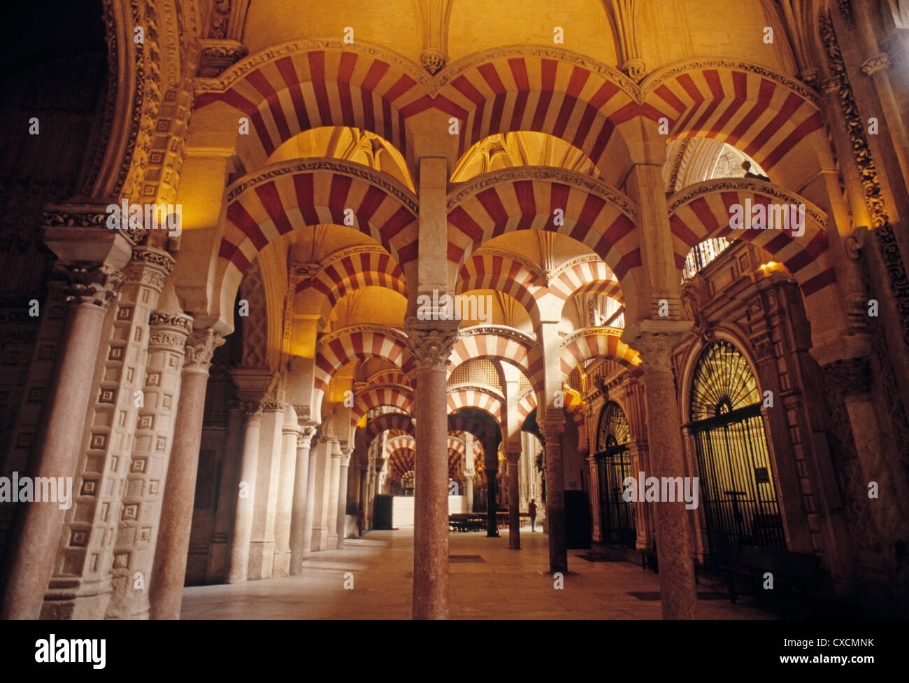 Mezquita historica hi-res stock photography and images - Alamy