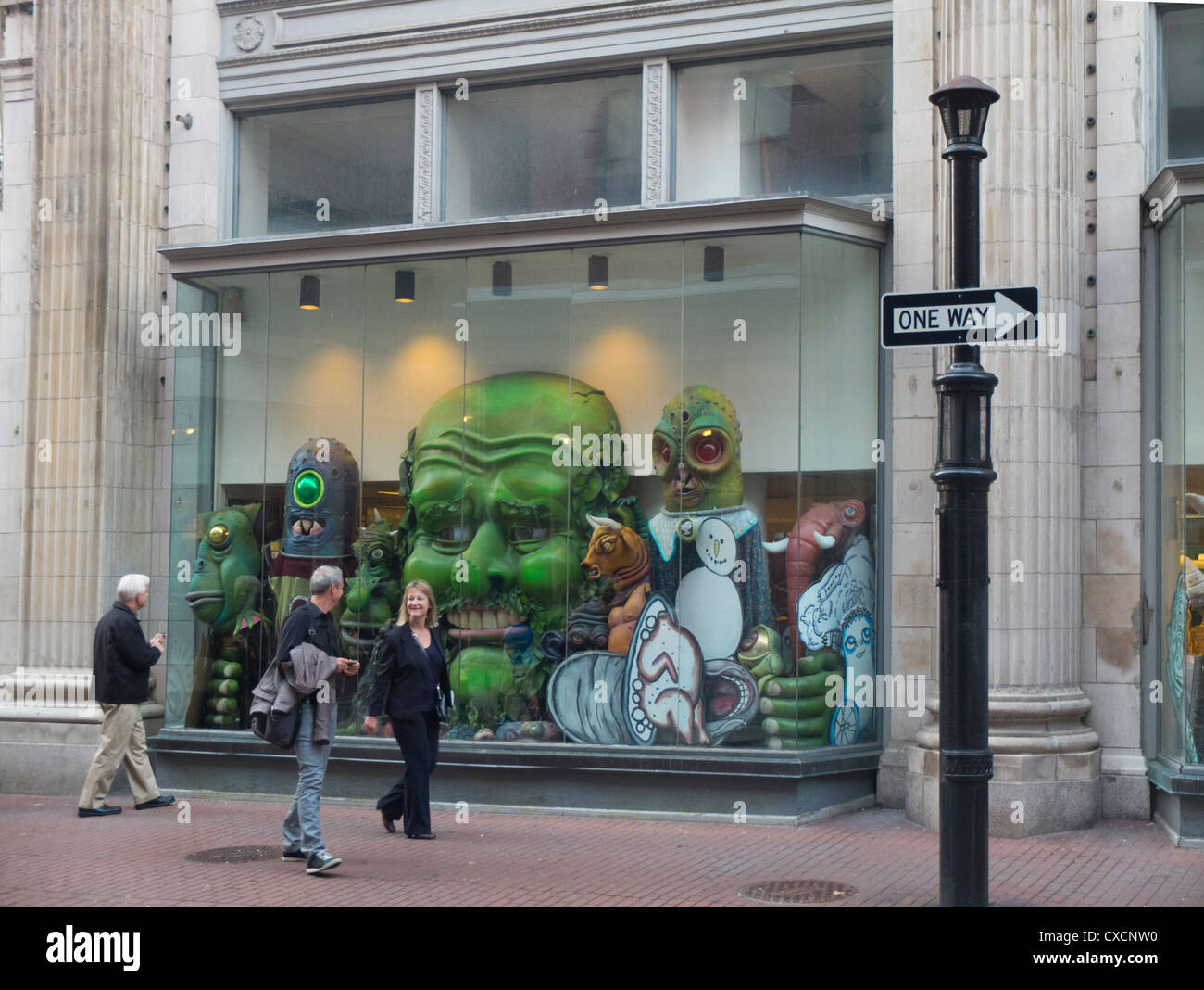 Artwork in windows hi-res stock photography and images - Alamy