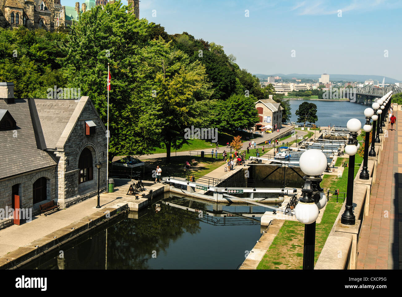 Rideau canal locks ottawa river hi-res stock photography and images - Alamy