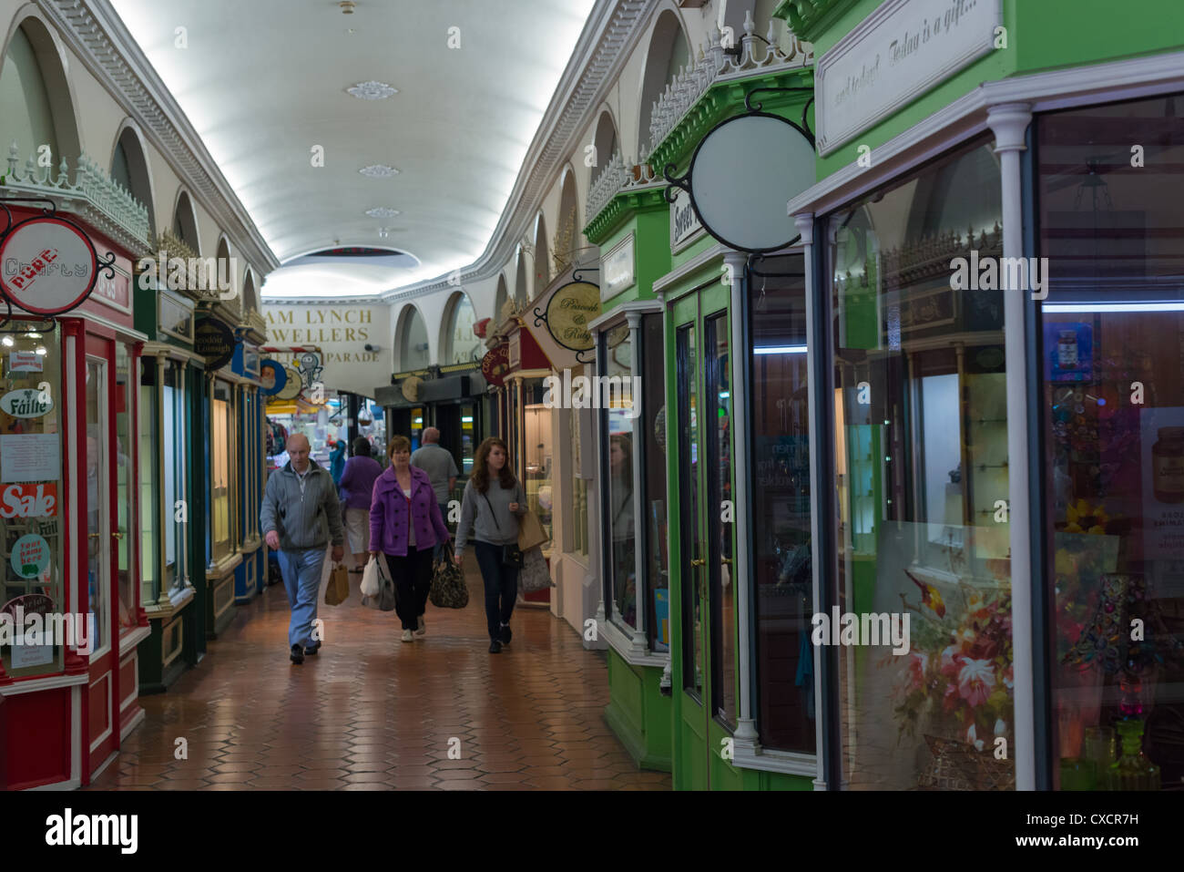 Indoor Shop Fronts Stock Photos & Indoor Shop Fronts Stock Images - Alamy