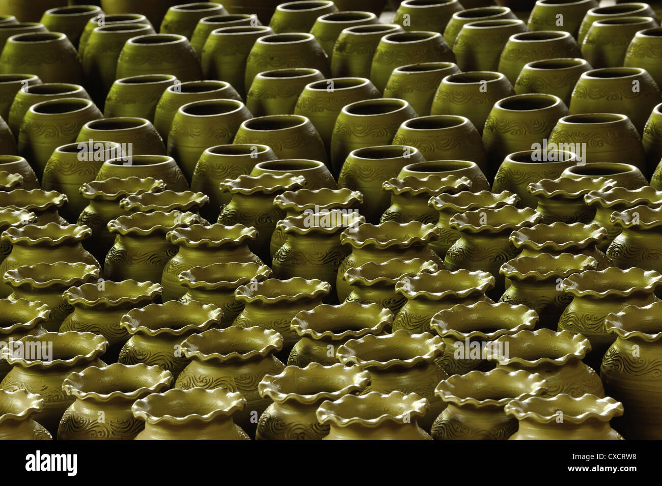 Handicrafts made of pottery clay Stock Photo - Alamy