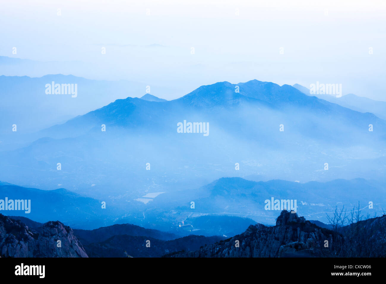 Taishan mountain aerial hi-res stock photography and images - Alamy