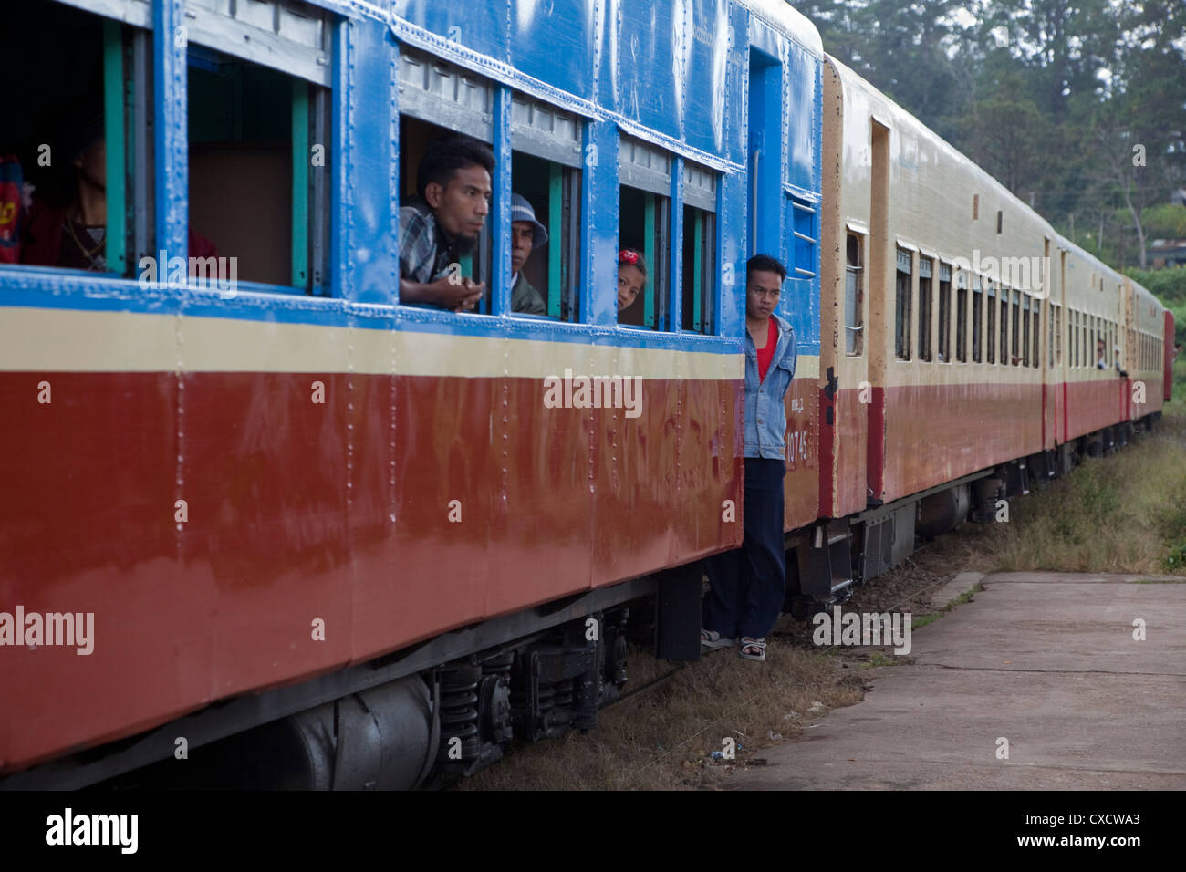 Myanmar burma train station in hi-res stock photography and images - Alamy