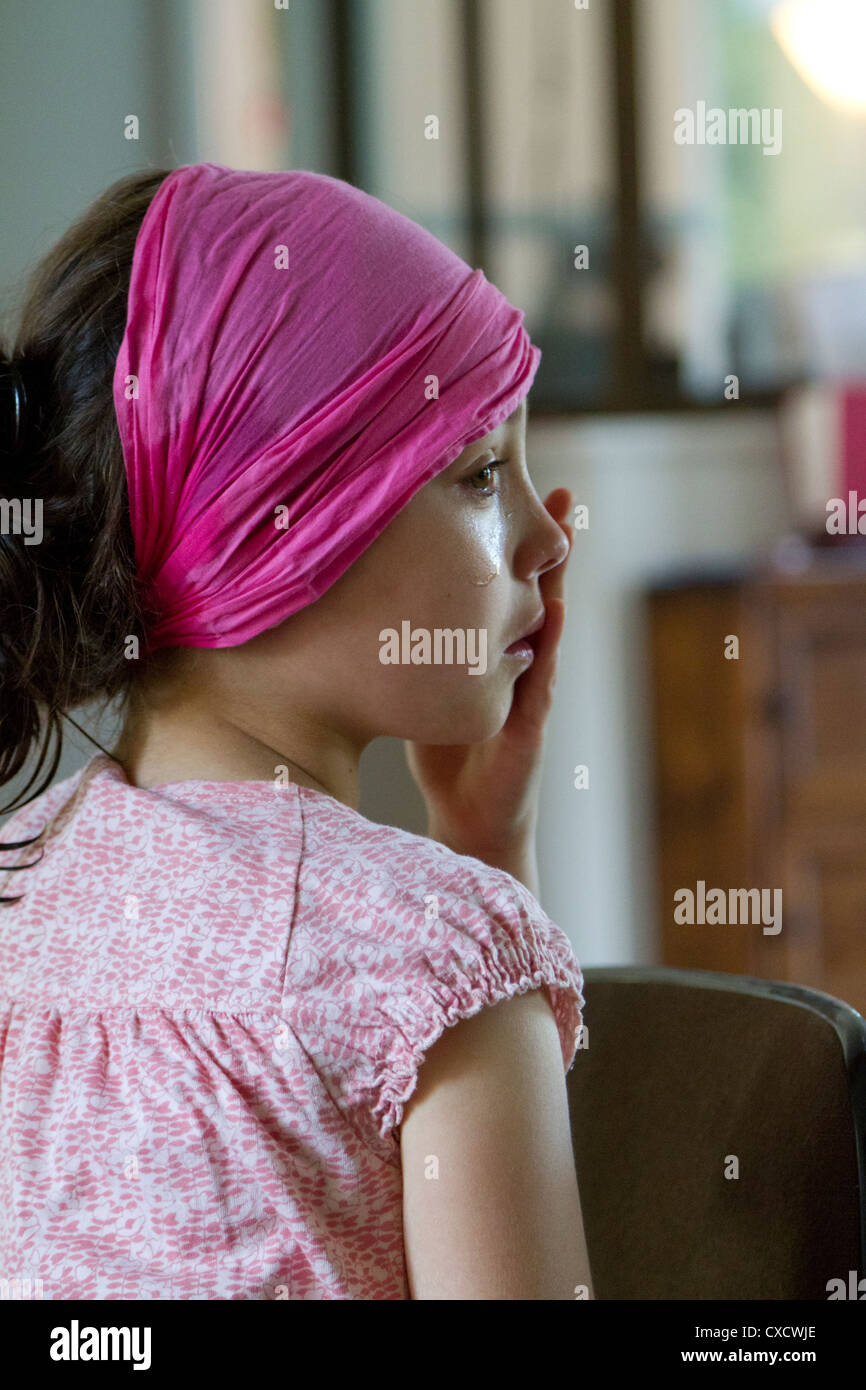 Wiping away tears hi-res stock photography and images - Alamy