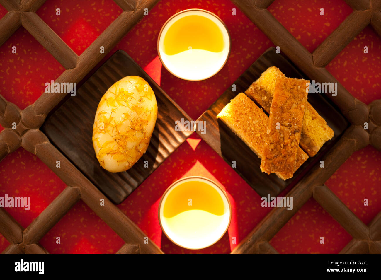 Chinese traditional dim sum and tea Stock Photo - Alamy