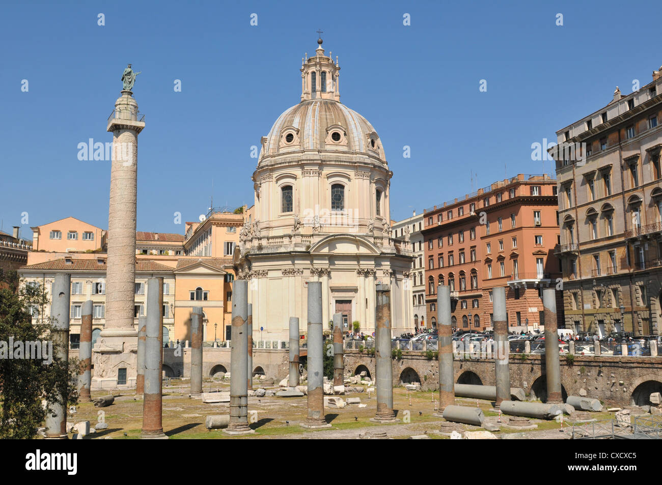 Architecture of Roman vestiges in Rome, Italy Stock Photo - Alamy