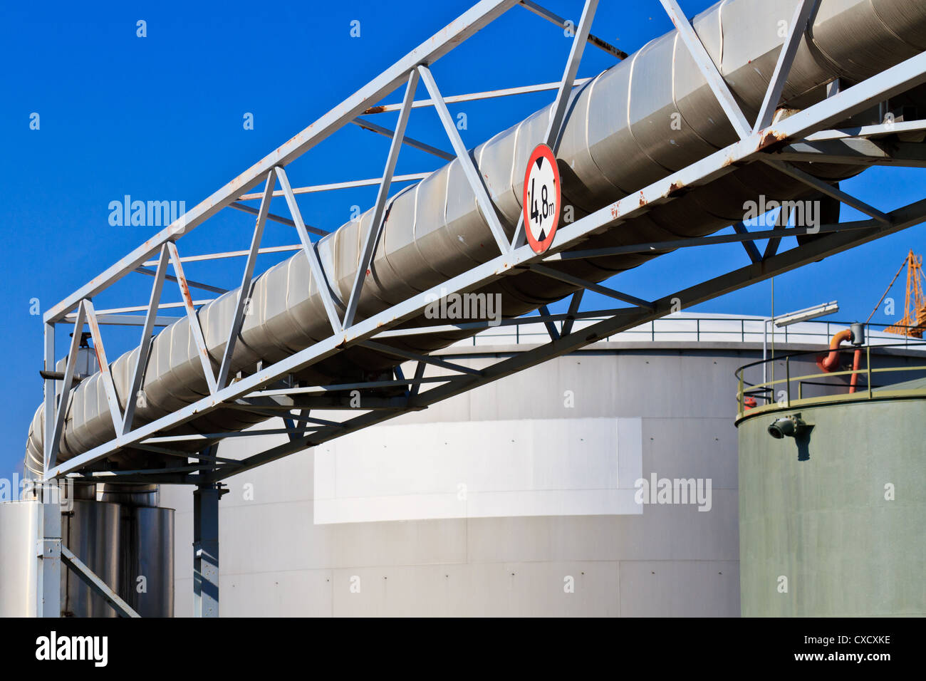 Oil transfer equipment hi-res stock photography and images - Alamy