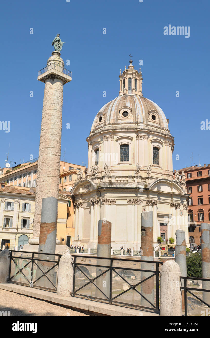 Architecture of Roman vestiges in Rome, Italy Stock Photo - Alamy