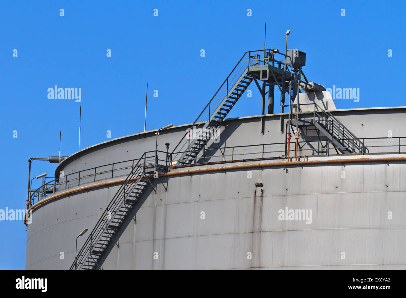 Oil gas container hi-res stock photography and images - Alamy