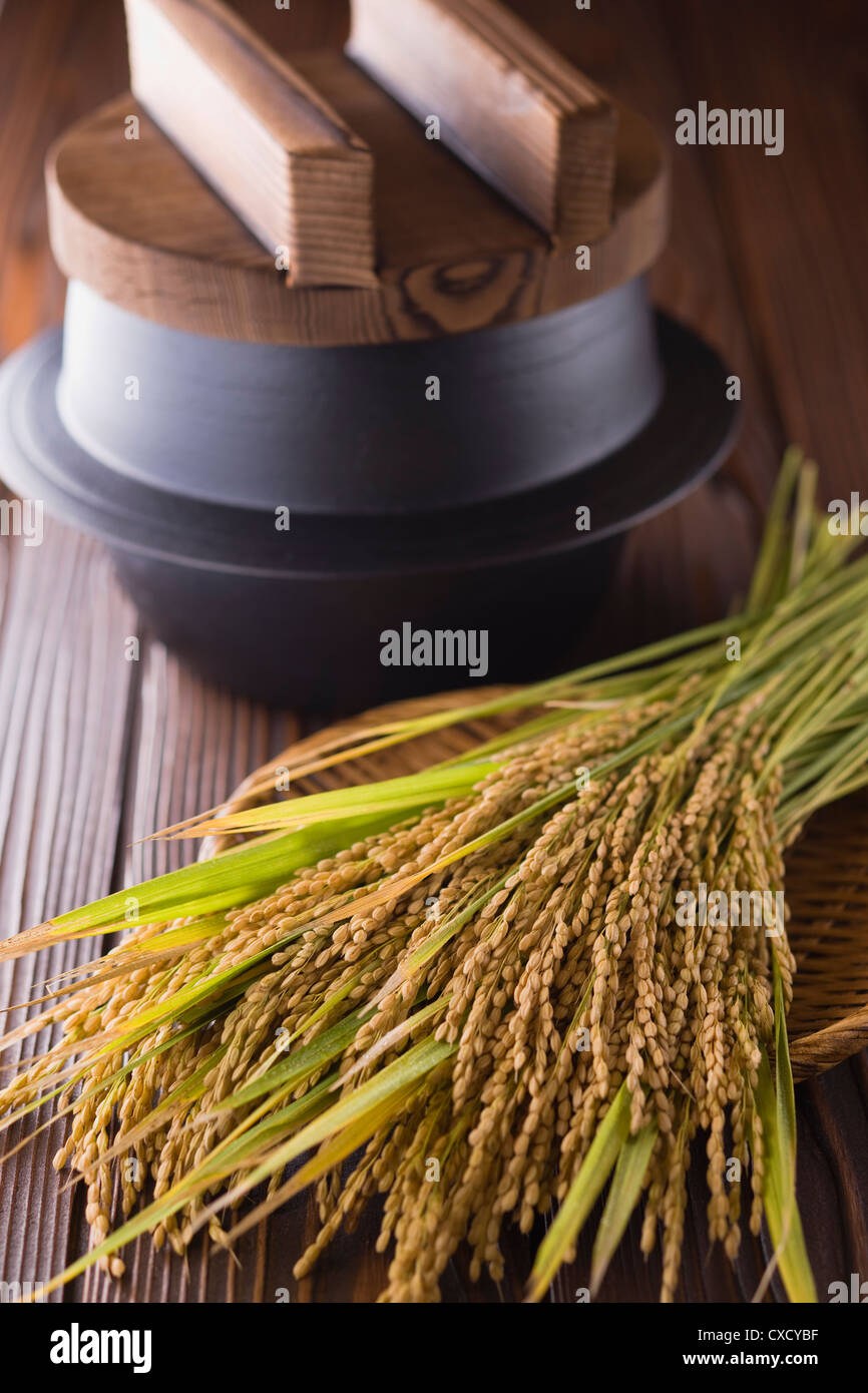 Rice Ear and Iron Pot Stock Photo - Alamy